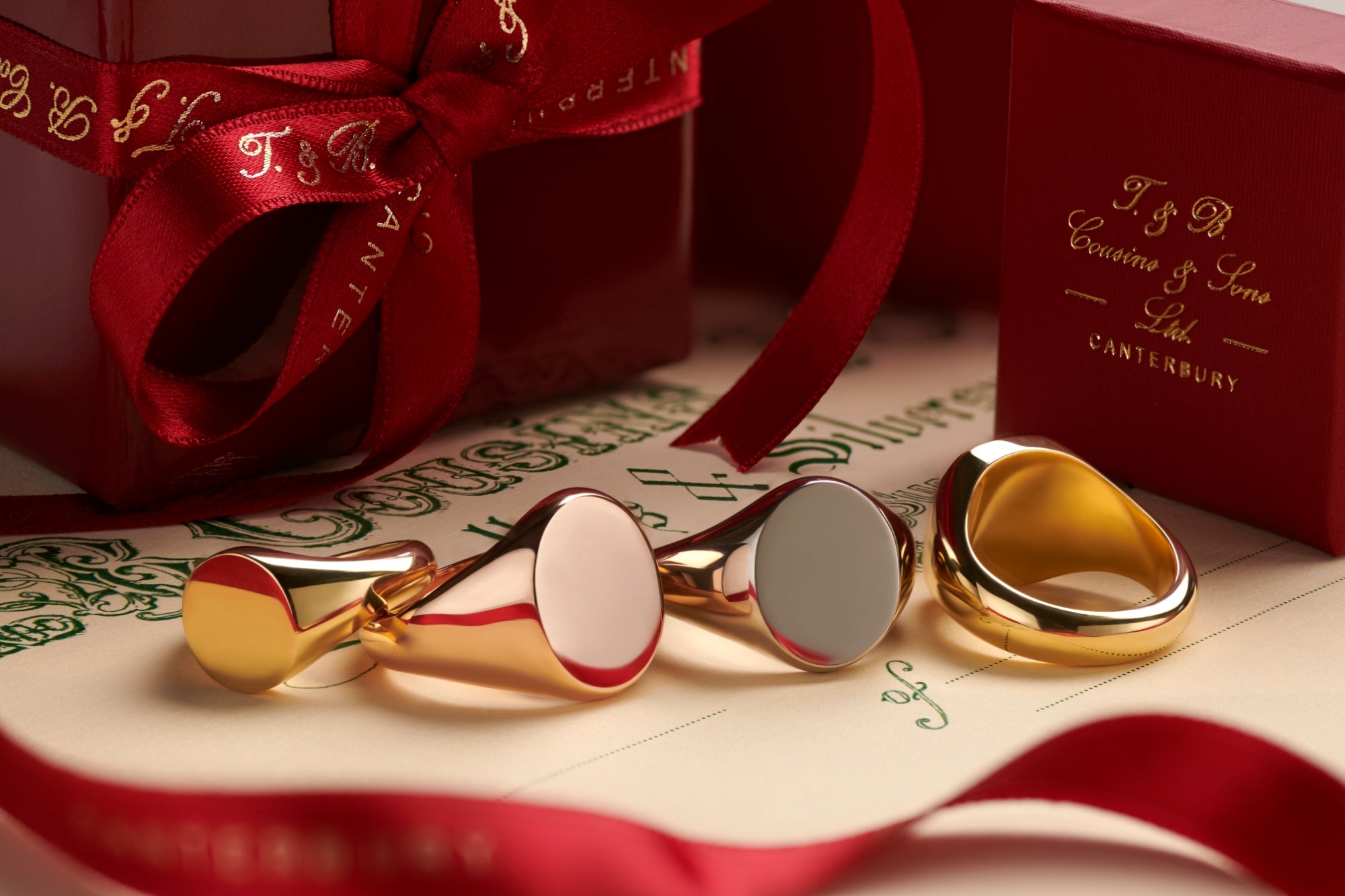 Signet Rings – Cousins Fine Jewellery