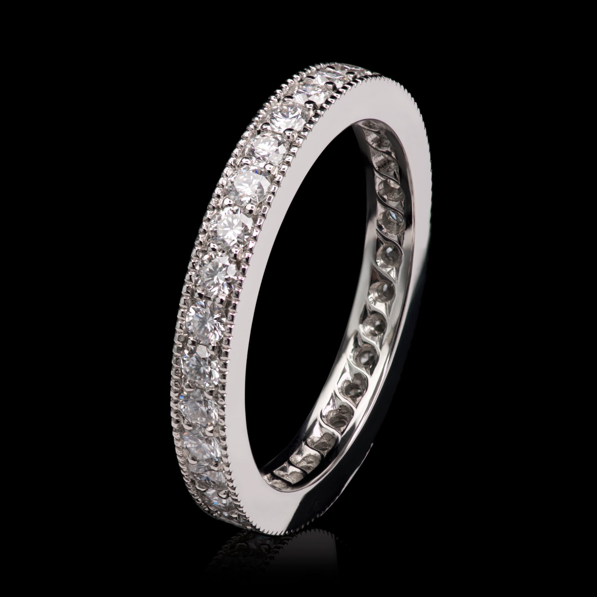 A Classic Cousins Diamond Full Eternity Ring – Cousins Fine Jewellery